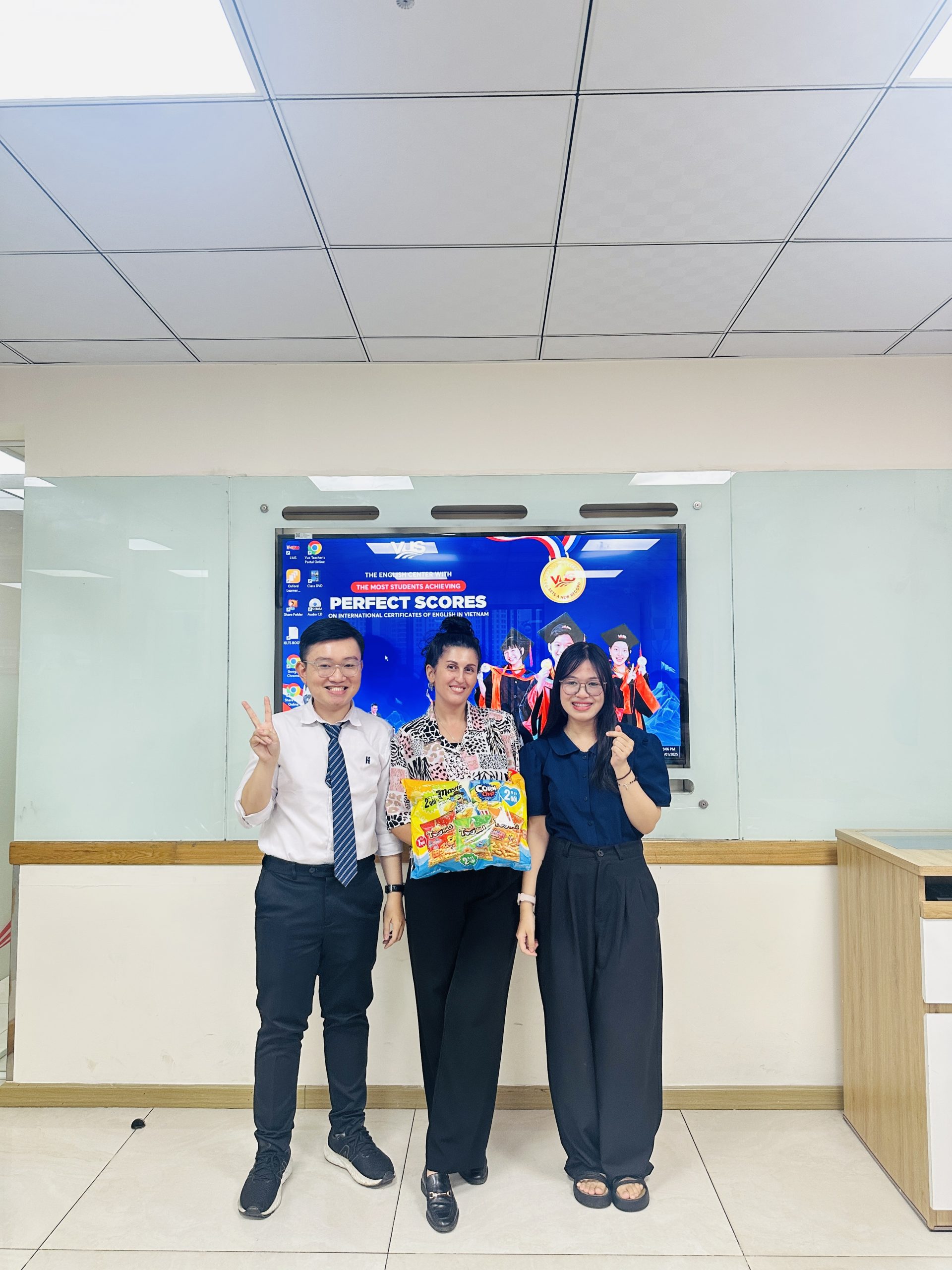 ENGAGING LARGE CLASSES: A WORKSHOP FOR VUS EDUCATORS - VUS